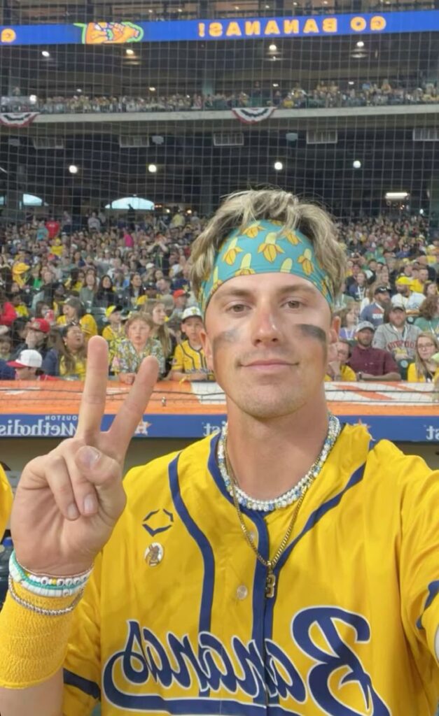 Jackson Olson Biography: Age, Girlfriend, Parents, Siblings, Ethnicity ...