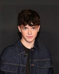 Owen Cooper Biography: Age, Height, Parents, Siblings, Girlfriend, Net ...
