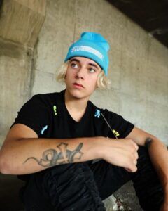 Gavin Magnus Biography: Age, Height, Parents, Siblings, Ethnicity ...