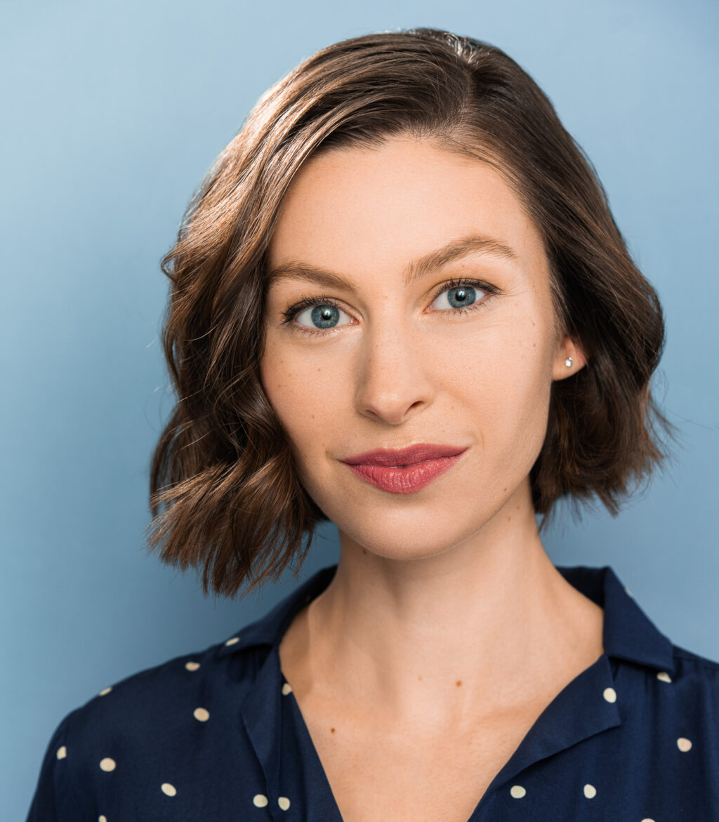 Lizzie Short Biography: Age, Height, Parents, Siblings, Husband ...