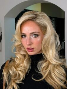 Natalie Reynolds Biography: Age, Height, Parents, Siblings, Ethnicity ...