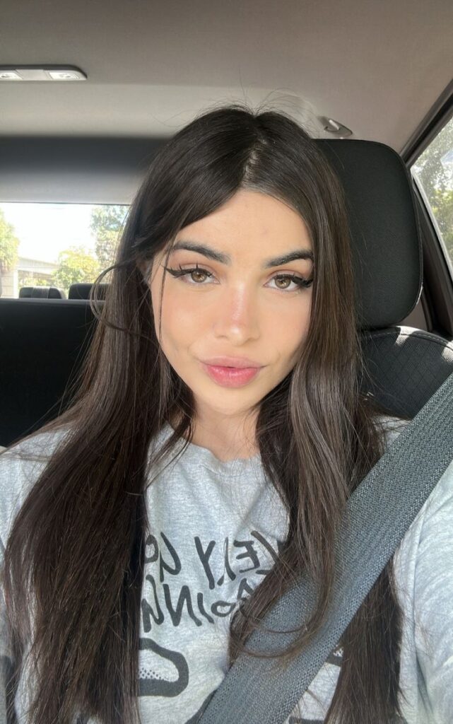 Alina Rose Biography: Age, Height, Parents, Siblings, Ethnicity ...