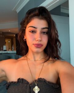 Sara Saffari Biography: Age, Height, Parents, Siblings, Ethnicity ...